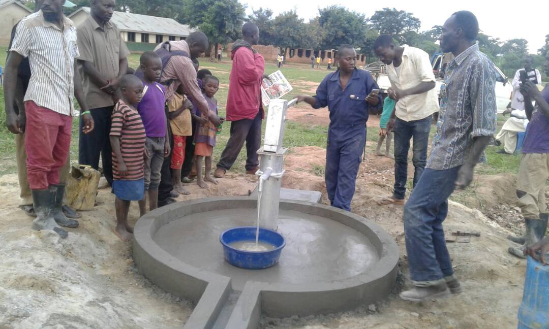 Clean Water, Uganda | The High Five Club
